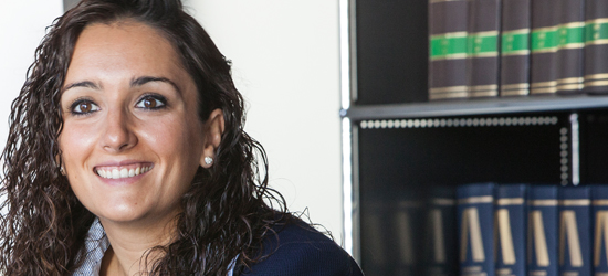 María Coll: "El bufete me aporta muchos conocimientos, cada día ...